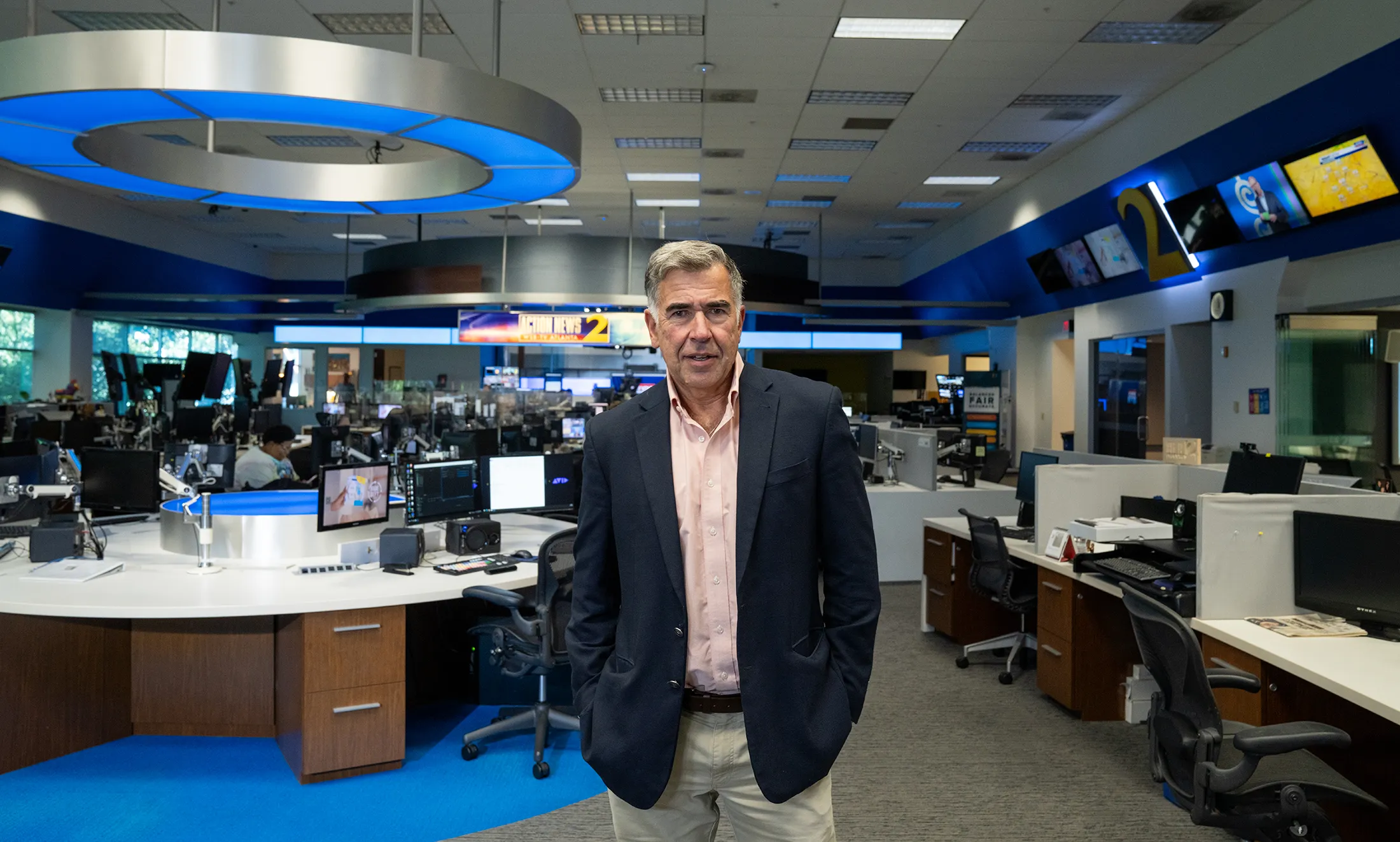 Tough on crime: Mark Winne ’13 combines education, investigation at WSB-TV